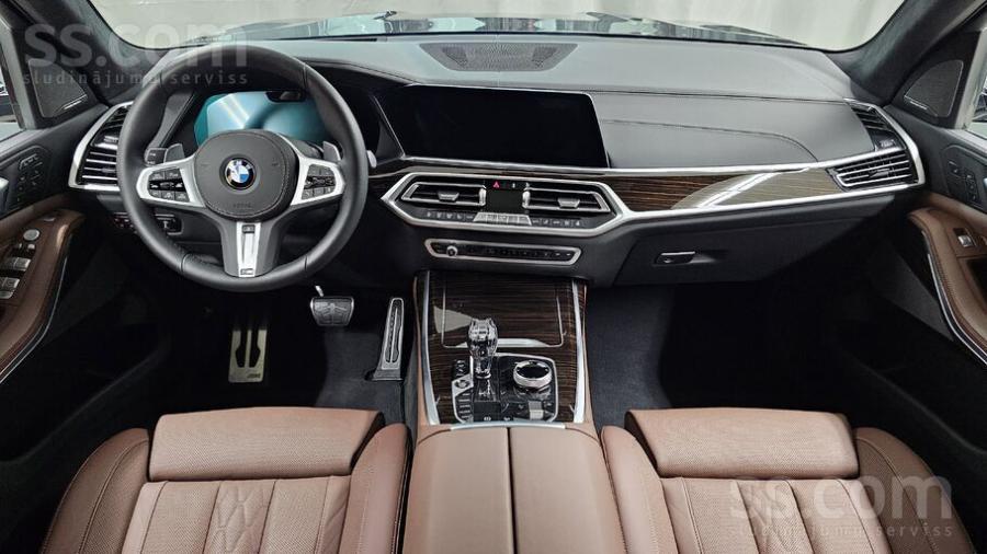 Black BMW X7 2019 in Tallinn, with an engine capacity of 3.00 L and mileage of 67 thousand km for 69995 €, photo 17 on AUTOMOTO.COM.LV