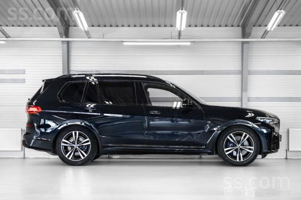 Melns BMW X7 2020 Tukums, ar dzinēja tilpumu 3.00 L un nobraukumu 0 tūkst. km par 63500 €, foto 7 vietnē AUTOMOTO.COM.LV