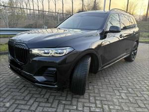 Melns BMW X7 2020 Marijampole, ar dzinēja tilpumu 2.99 L un nobraukumu 198 tūkst. km par 42950 €, foto 7 vietnē AUTOMOTO.COM.LV