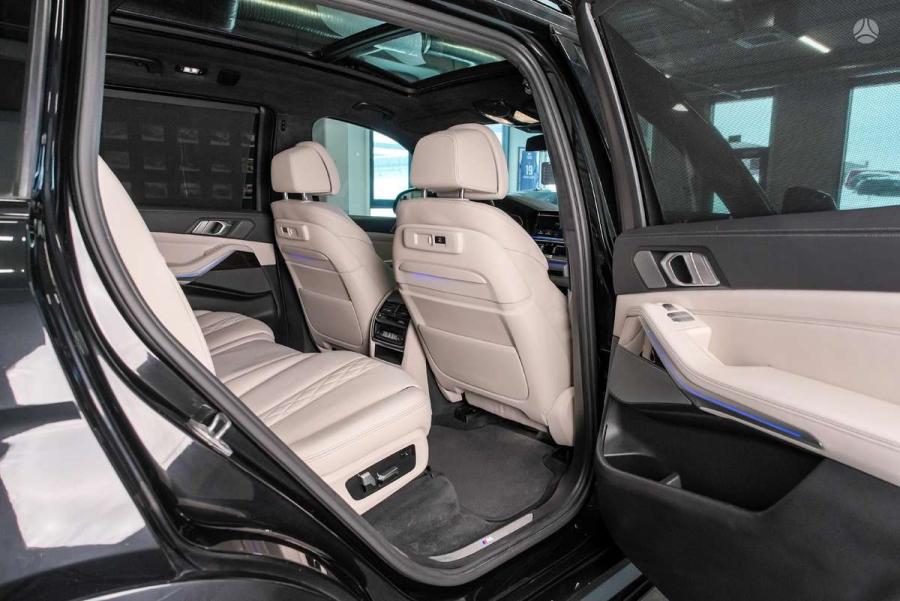 Melns BMW X7 2020 Kauņa, ar dzinēja tilpumu 2.99 L un nobraukumu 179 tūkst. km par 54950 €, foto 35 vietnē AUTOMOTO.COM.LV