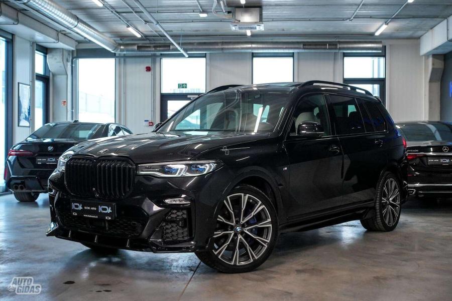 Black BMW X7 2020 in Marijampole, with an engine capacity of 3.00 L and mileage of 179 thousand km for 47950 €, photo 6 on AUTOMOTO.COM.LV