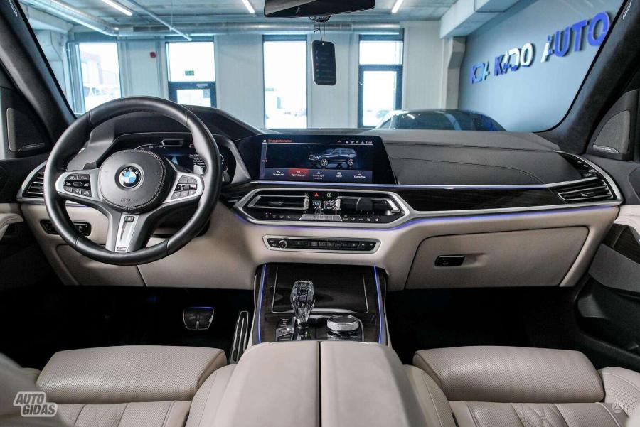 Black BMW X7 2020 in Marijampole, with an engine capacity of 3.00 L and mileage of 179 thousand km for 47950 €, photo 17 on AUTOMOTO.COM.LV
