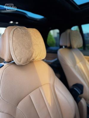Black BMW X7 2020 in Vilnius, with an engine capacity of 4.40 L and mileage of 62 thousand km for 50000 €, photo 12 on AUTOMOTO.COM.LV