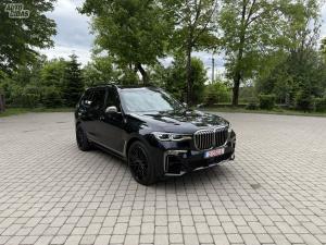 Black BMW X7 2020 in Vilnius, with an engine capacity of 4.40 L and mileage of 159 thousand km for 50000 €, photo 4 on AUTOMOTO.COM.LV