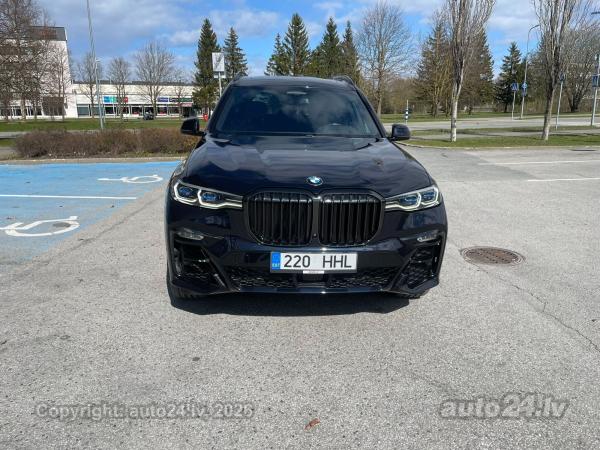 Black BMW X7 2020 in Tallinn, with an engine capacity of 3.00 L and mileage of 99 thousand km for 63500 €, photo 10 on AUTOMOTO.COM.LV