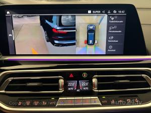 Black BMW X7 2020 in Tallinn, with an engine capacity of 3.00 L and mileage of 136 thousand km for 59900 €, photo 11 on AUTOMOTO.COM.LV