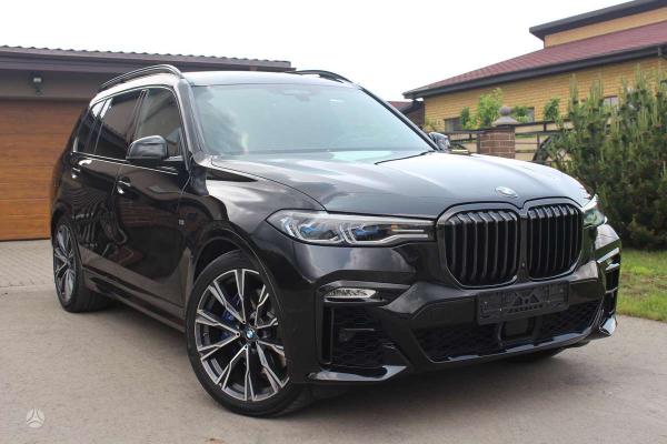 Melns BMW X7 2020 Viļņa, ar dzinēja tilpumu 4.40 L un nobraukumu 79 tūkst. km par 57000 €, foto 4 vietnē AUTOMOTO.COM.LV