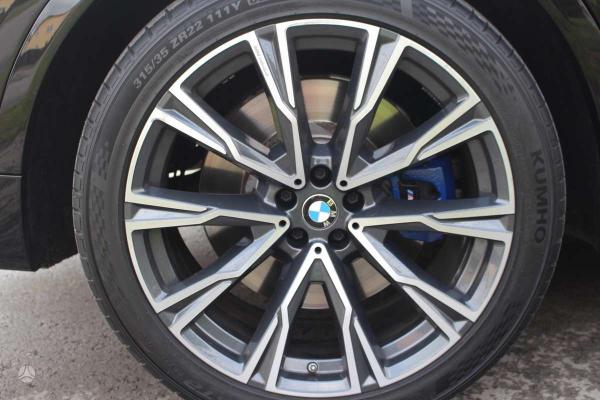 Melns BMW X7 2020 Viļņa, ar dzinēja tilpumu 4.40 L un nobraukumu 79 tūkst. km par 57000 €, foto 7 vietnē AUTOMOTO.COM.LV