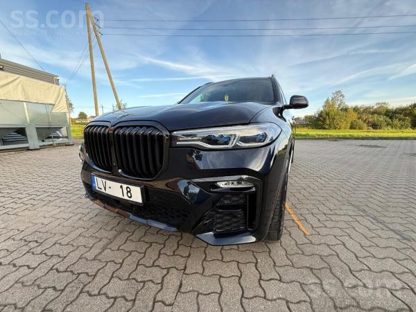 БМВ X7 2020 в Валмиера на AUTOMOTO.COM.LV Черный БМВ X7 2020 в Валмиера, объемом двигателя 3.00 л и пробегом 156 тыс. км за 55000 €, фото 3 на AUTOMOTO.COM.LV