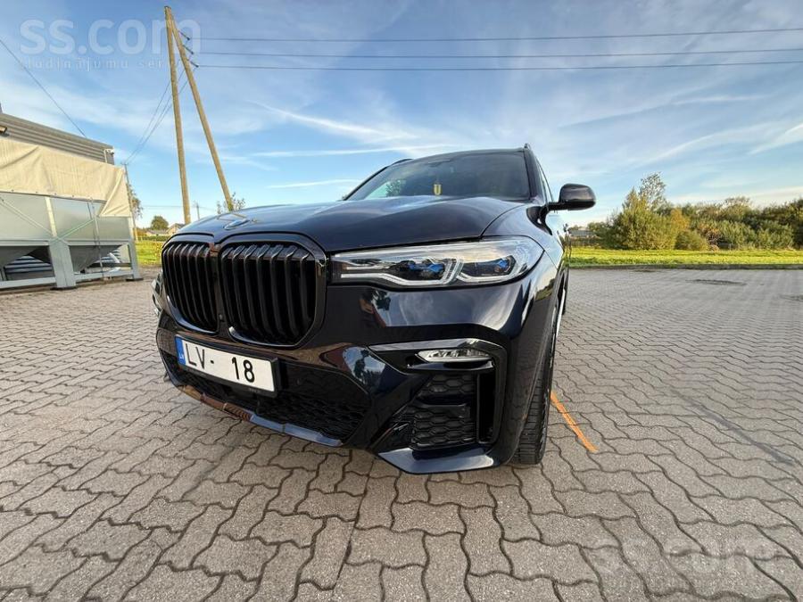Melns BMW X7 2020 Valmiera, ar dzinēja tilpumu 3.00 L un nobraukumu 156 tūkst. km par 55000 €, foto 3 vietnē AUTOMOTO.COM.LV