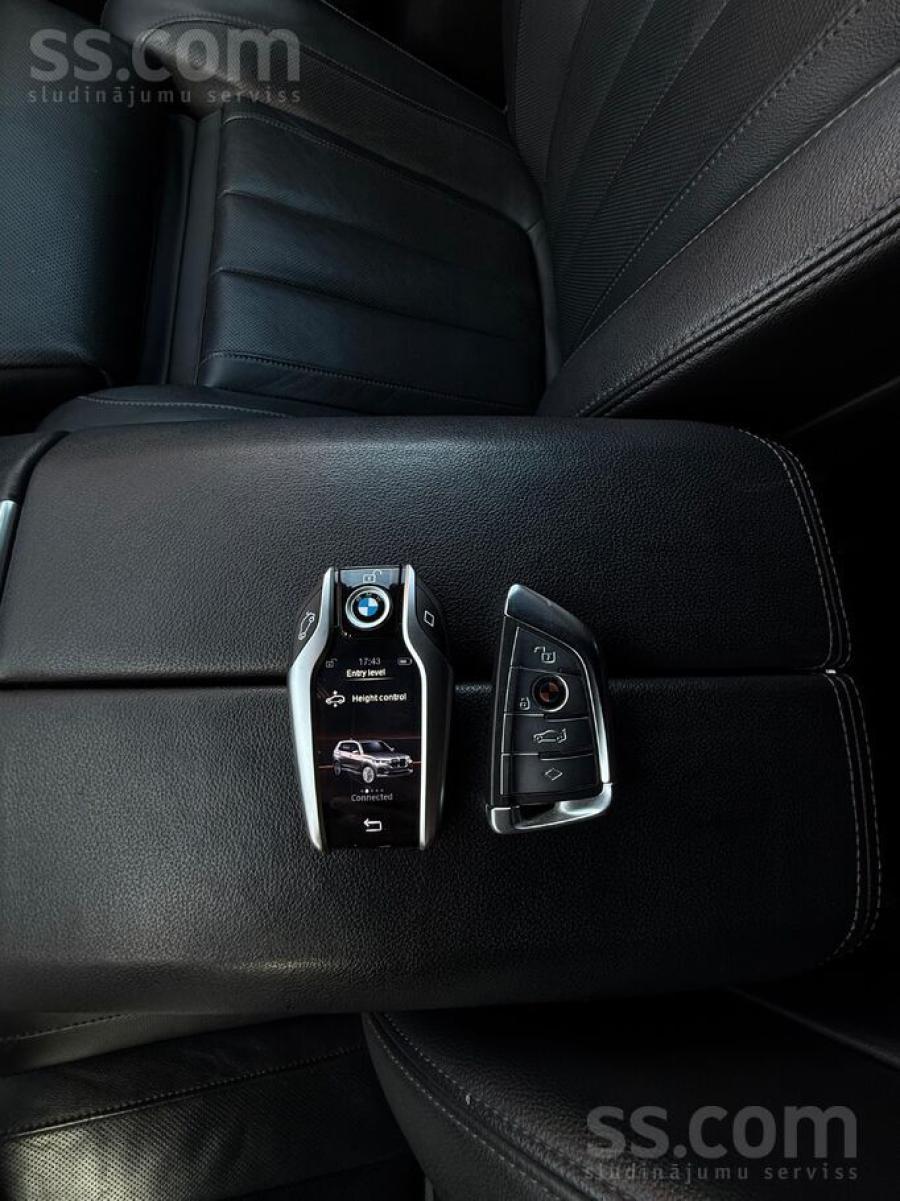 Melns BMW X7 2020 Valmiera, ar dzinēja tilpumu 3.00 L un nobraukumu 156 tūkst. km par 55000 €, foto 7 vietnē AUTOMOTO.COM.LV