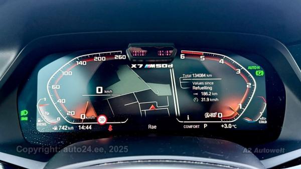 Melns BMW X7 2021 Tallina, ar dzinēja tilpumu 3.00 L un nobraukumu 134 tūkst. km par 59990 €, foto 11 vietnē AUTOMOTO.COM.LV