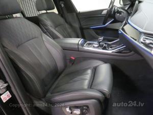 Melns BMW X7 2021 Tallina, ar dzinēja tilpumu 3.00 L un nobraukumu 170 tūkst. km par 54900 €, foto 4 vietnē AUTOMOTO.COM.LV