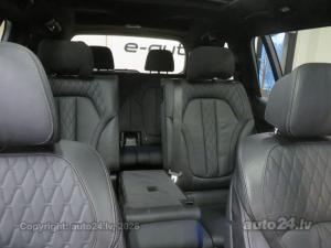 Melns BMW X7 2021 Tallina, ar dzinēja tilpumu 3.00 L un nobraukumu 170 tūkst. km par 54900 €, foto 7 vietnē AUTOMOTO.COM.LV