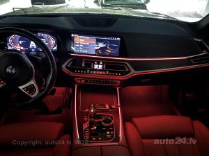 Black BMW X7 2021 in Tallinn, with an engine capacity of 3.00 L and mileage of 131 thousand km for 59900 €, photo 20 on AUTOMOTO.COM.LV