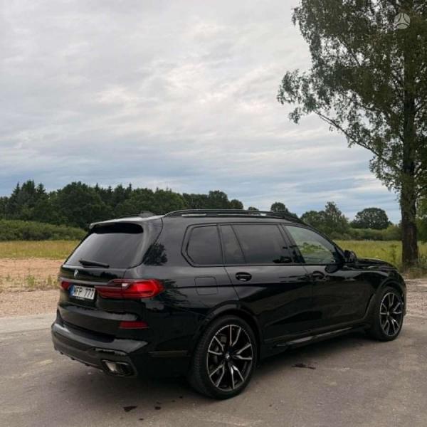 Melns BMW X7 2021 Kauņa, ar dzinēja tilpumu 2.99 L un nobraukumu 209 tūkst. km par 58500 €, foto 4 vietnē AUTOMOTO.COM.LV