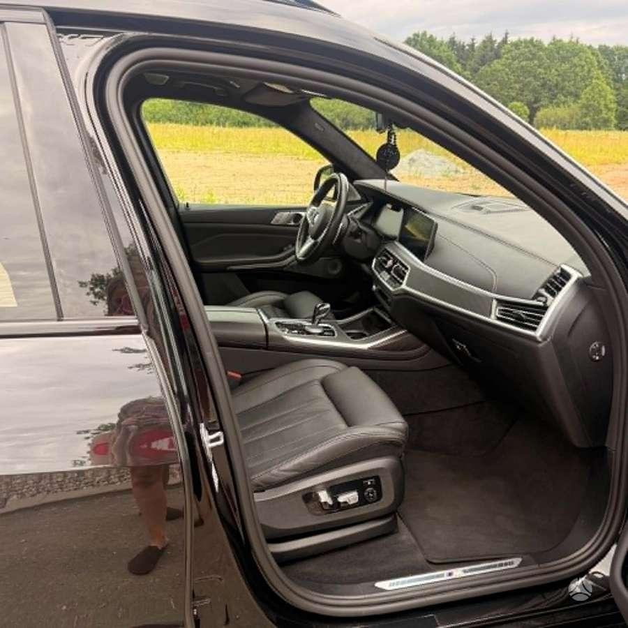 Черный БМВ X7 2021 в Каунас, объемом двигателя 2.99 л и пробегом 209 тыс. км за 58500 €, фото 7 на AUTOMOTO.COM.LV