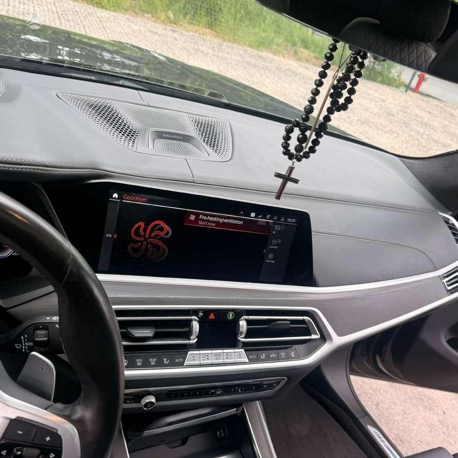 Черный БМВ X7 2021 в Каунас, объемом двигателя 2.99 л и пробегом 209 тыс. км за 58500 €, фото 13 на AUTOMOTO.COM.LV