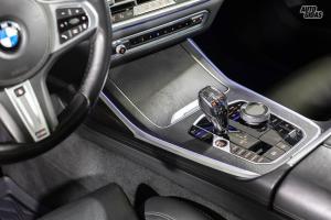 Black BMW X7 2021 in Vilnius, with an engine capacity of 3.00 L and mileage of 60 thousand km for 61991 €, photo 19 on AUTOMOTO.COM.LV