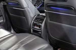 Black BMW X7 2021 in Vilnius, with an engine capacity of 3.00 L and mileage of 60 thousand km for 61991 €, photo 26 on AUTOMOTO.COM.LV