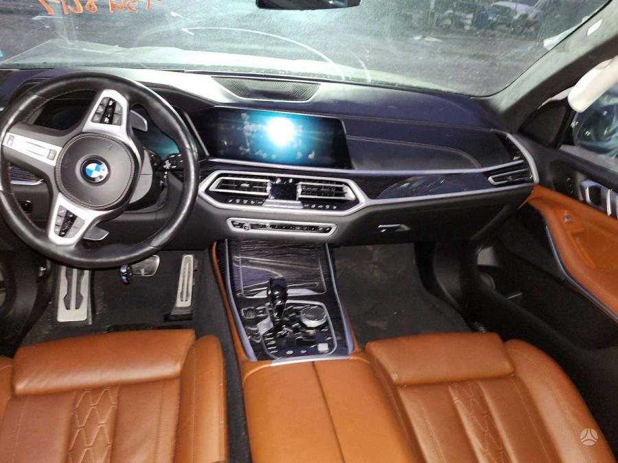 Melns BMW X7 2022 Viļņa, ar dzinēja tilpumu 0.00 L un nobraukumu 56 tūkst. km par 29500 €, foto 6 vietnē AUTOMOTO.COM.LV