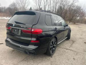 Melns BMW X7 2022 Viļņa, ar dzinēja tilpumu 0.00 L un nobraukumu 56 tūkst. km par 29500 €, foto 24 vietnē AUTOMOTO.COM.LV