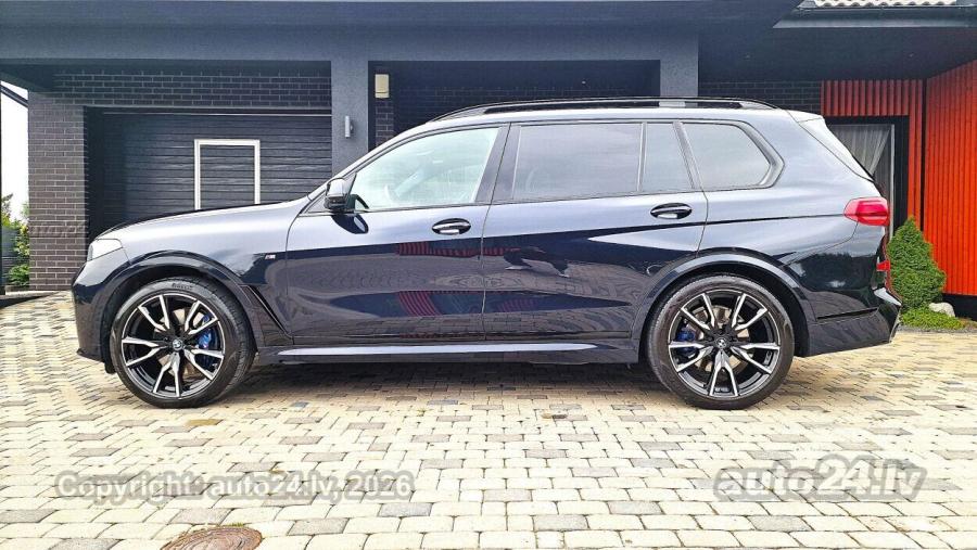Black BMW X7 2022 in Tallinn, with an engine capacity of 3.00 L and mileage of 58 thousand km for 77900 €, photo 2 on AUTOMOTO.COM.LV