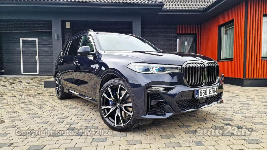 Black BMW X7 2022 in Tallinn, with an engine capacity of 3.00 L and mileage of 58 thousand km for 77900 €, photo 4 on AUTOMOTO.COM.LV
