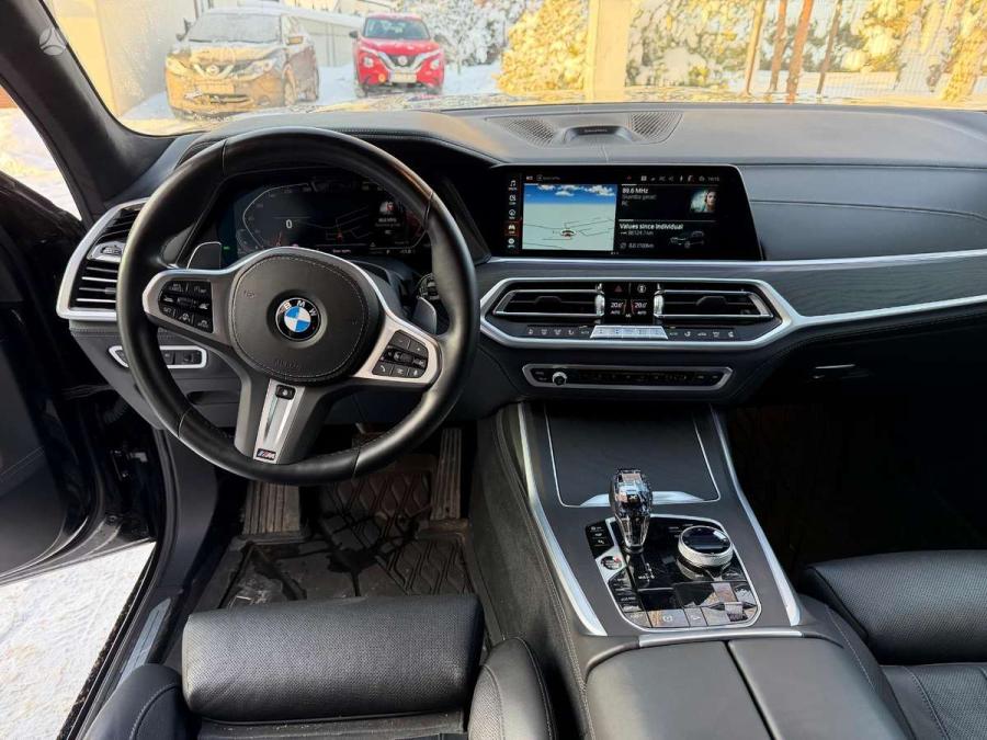 Melns BMW X7 2022 Viļņa, ar dzinēja tilpumu 3.00 L un nobraukumu 86 tūkst. km par 81000 €, foto 8 vietnē AUTOMOTO.COM.LV