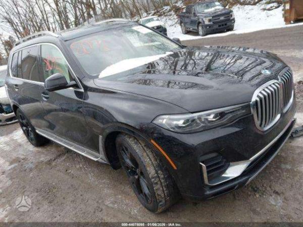 Melns BMW X7 2022 Klaipėda, ar dzinēja tilpumu 3.00 L un nobraukumu 63 tūkst. km par 20800 €, foto 1 vietnē AUTOMOTO.COM.LV