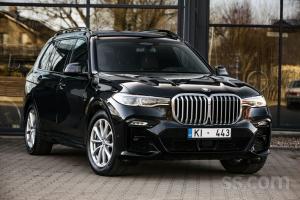 Black BMW X7 2022 in Jelgava, with an engine capacity of 3.00 L and mileage of 0 thousand km for 78500 €, photo 5 on AUTOMOTO.COM.LV