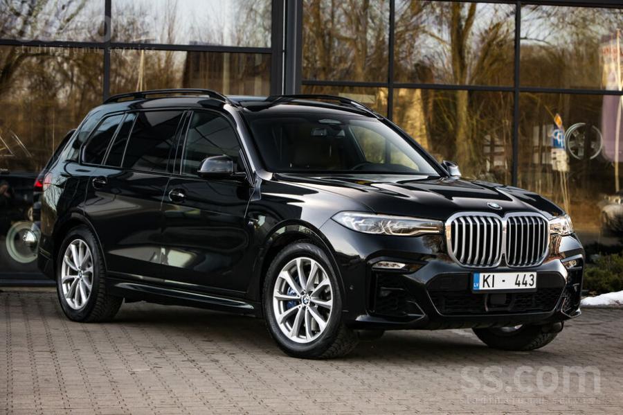 Black BMW X7 2022 in Jelgava, with an engine capacity of 3.00 L and mileage of 0 thousand km for 78500 €, photo 6 on AUTOMOTO.COM.LV