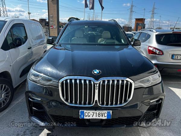 Melns BMW X7 2022 Tallina, ar dzinēja tilpumu 3.00 L un nobraukumu 123 tūkst. km par 54900 €, foto 3 vietnē AUTOMOTO.COM.LV