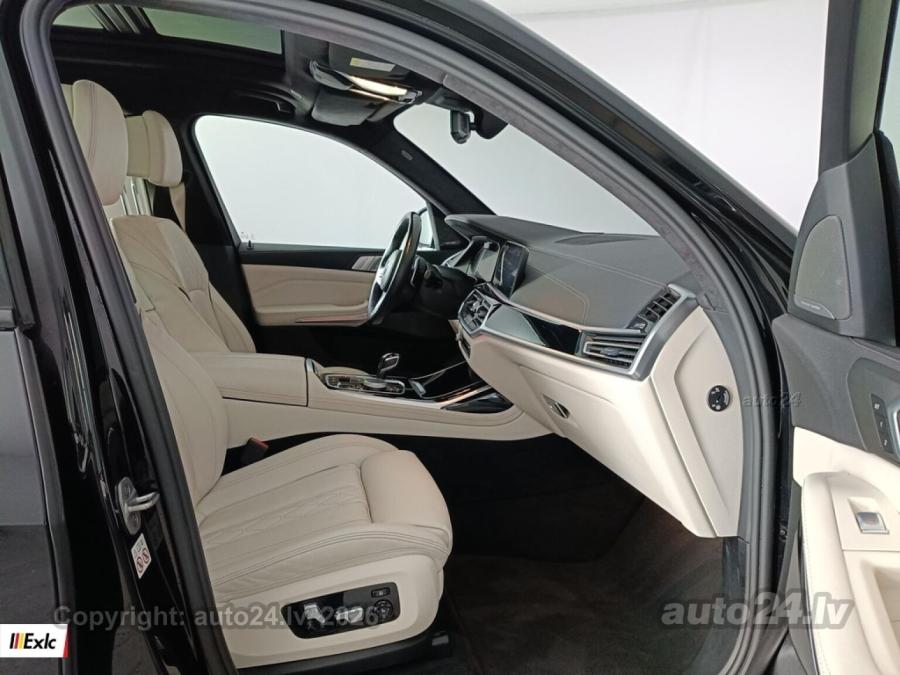 Черный БМВ X7 2022 в Таллин, объемом двигателя 3.00 л и пробегом 123 тыс. км за 54900 €, фото 11 на AUTOMOTO.COM.LV