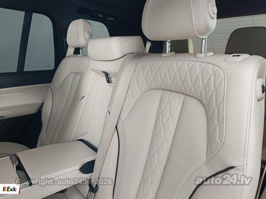 Черный БМВ X7 2022 в Таллин, объемом двигателя 3.00 л и пробегом 123 тыс. км за 54900 €, фото 17 на AUTOMOTO.COM.LV