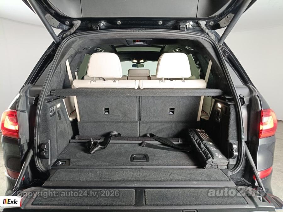 Черный БМВ X7 2022 в Таллин, объемом двигателя 3.00 л и пробегом 123 тыс. км за 54900 €, фото 19 на AUTOMOTO.COM.LV