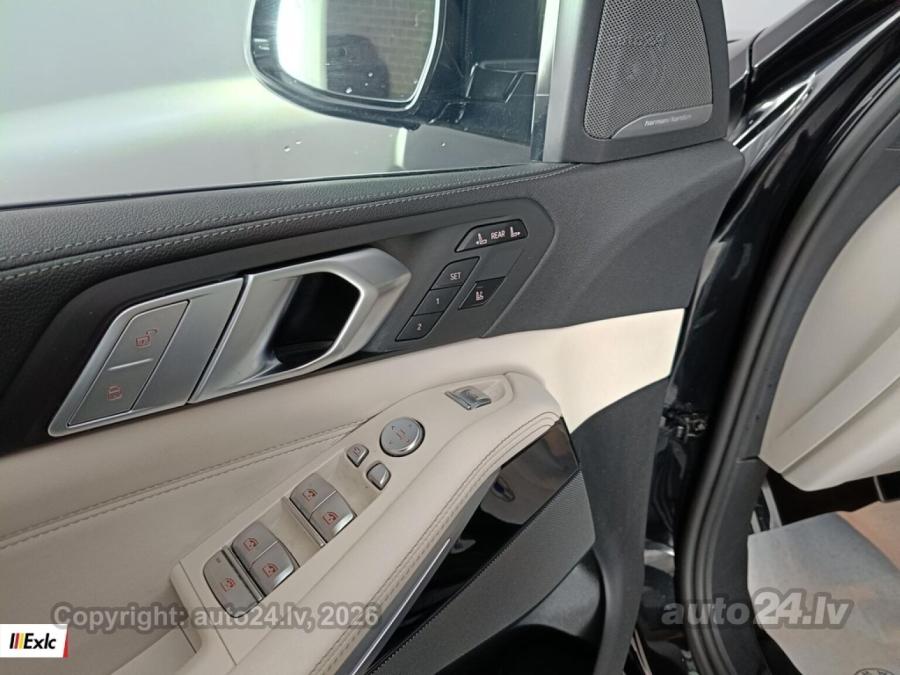 Черный БМВ X7 2022 в Таллин, объемом двигателя 3.00 л и пробегом 123 тыс. км за 54900 €, фото 23 на AUTOMOTO.COM.LV