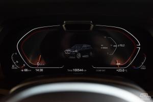 Black BMW X7 2022 in Kaunas, with an engine capacity of 3.00 L and mileage of 101 thousand km for 64771 €, photo 18 on AUTOMOTO.COM.LV