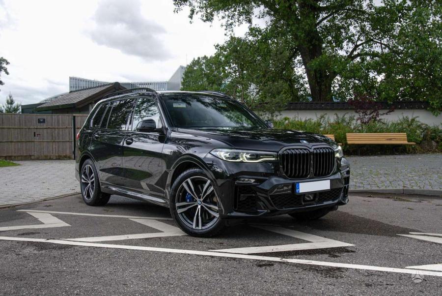Melns BMW X7 2022 Viļņa, ar dzinēja tilpumu 3.00 L un nobraukumu 58 tūkst. km par 69500 €, foto 4 vietnē AUTOMOTO.COM.LV