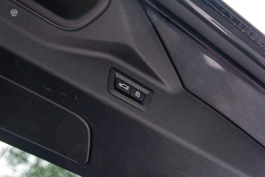 Melns BMW X7 2022 Viļņa, ar dzinēja tilpumu 3.00 L un nobraukumu 58 tūkst. km par 69500 €, foto 13 vietnē AUTOMOTO.COM.LV