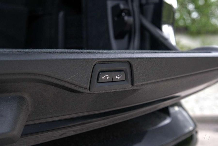 Melns BMW X7 2022 Viļņa, ar dzinēja tilpumu 3.00 L un nobraukumu 58 tūkst. km par 69500 €, foto 14 vietnē AUTOMOTO.COM.LV