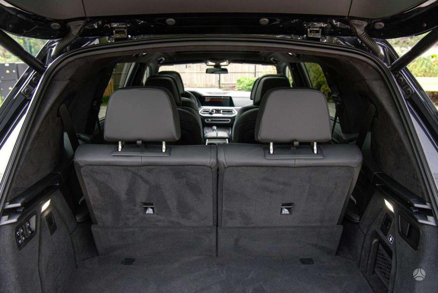 Melns BMW X7 2022 Viļņa, ar dzinēja tilpumu 3.00 L un nobraukumu 58 tūkst. km par 69500 €, foto 15 vietnē AUTOMOTO.COM.LV
