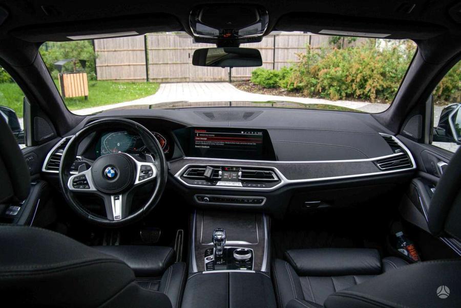 Melns BMW X7 2022 Viļņa, ar dzinēja tilpumu 3.00 L un nobraukumu 58 tūkst. km par 69500 €, foto 34 vietnē AUTOMOTO.COM.LV
