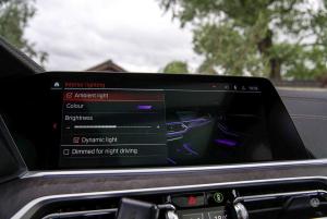Melns BMW X7 2022 Viļņa, ar dzinēja tilpumu 3.00 L un nobraukumu 58 tūkst. km par 69500 €, foto 41 vietnē AUTOMOTO.COM.LV