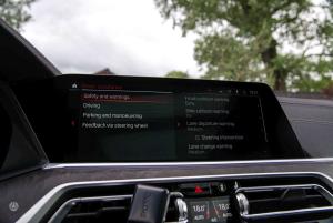 Melns BMW X7 2022 Viļņa, ar dzinēja tilpumu 3.00 L un nobraukumu 58 tūkst. km par 69500 €, foto 43 vietnē AUTOMOTO.COM.LV