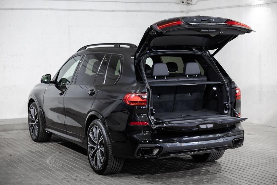 Melns BMW X7 2022 Viļņa, ar dzinēja tilpumu 3.00 L un nobraukumu 88 tūkst. km par 64991 €, foto 14 vietnē AUTOMOTO.COM.LV