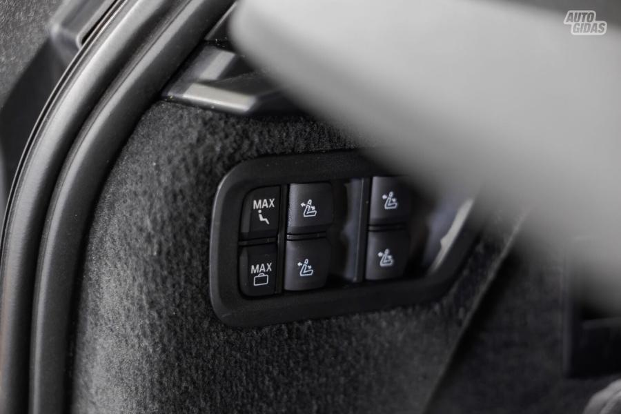 Melns BMW X7 2022 Viļņa, ar dzinēja tilpumu 3.00 L un nobraukumu 88 tūkst. km par 64991 €, foto 16 vietnē AUTOMOTO.COM.LV