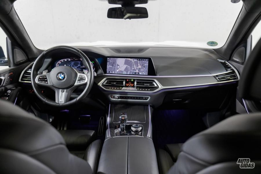 Melns BMW X7 2022 Viļņa, ar dzinēja tilpumu 3.00 L un nobraukumu 88 tūkst. km par 64991 €, foto 25 vietnē AUTOMOTO.COM.LV