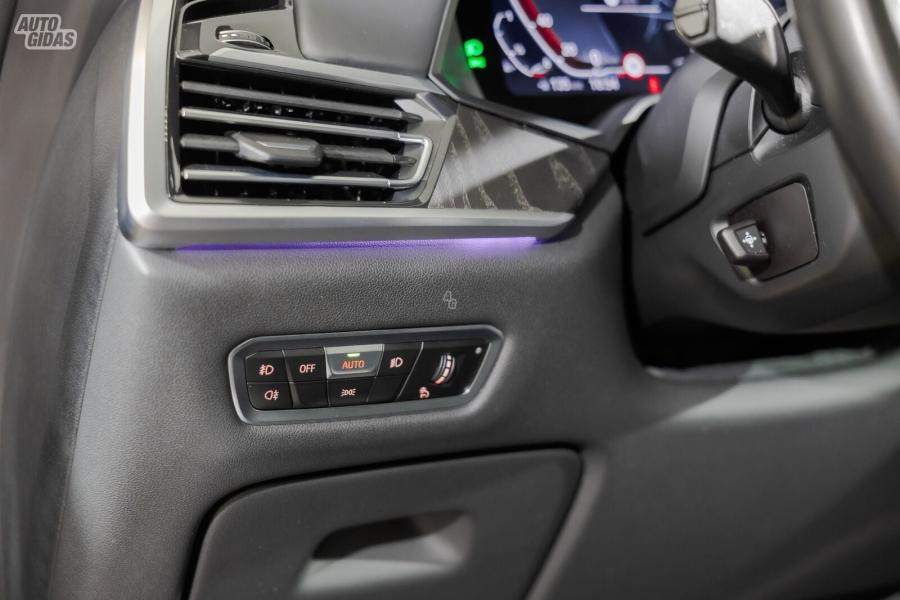 Melns BMW X7 2022 Viļņa, ar dzinēja tilpumu 3.00 L un nobraukumu 88 tūkst. km par 64991 €, foto 37 vietnē AUTOMOTO.COM.LV