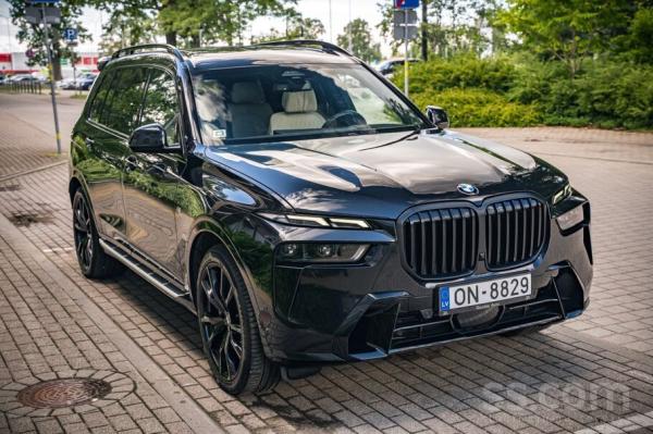 Черный БМВ X7 2022 в Рига, объемом двигателя 3.00 л и пробегом 36 тыс. км за 75990 €, фото 3 на AUTOMOTO.COM.LV